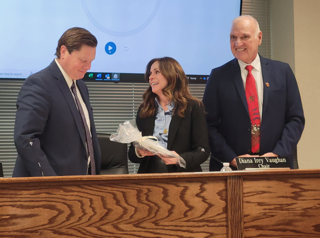 Washington County bids farewell to longtime Commissioner Irey Vaughan ...